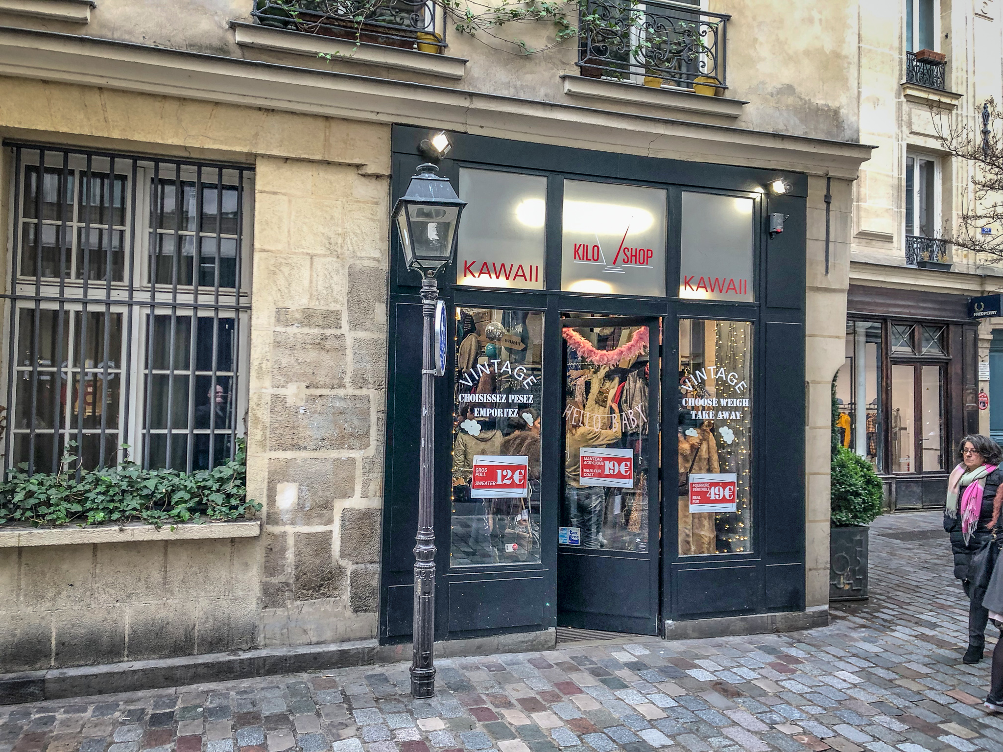 Vintage Clothes in the Marais - A Day of Shopping, Culture and Food